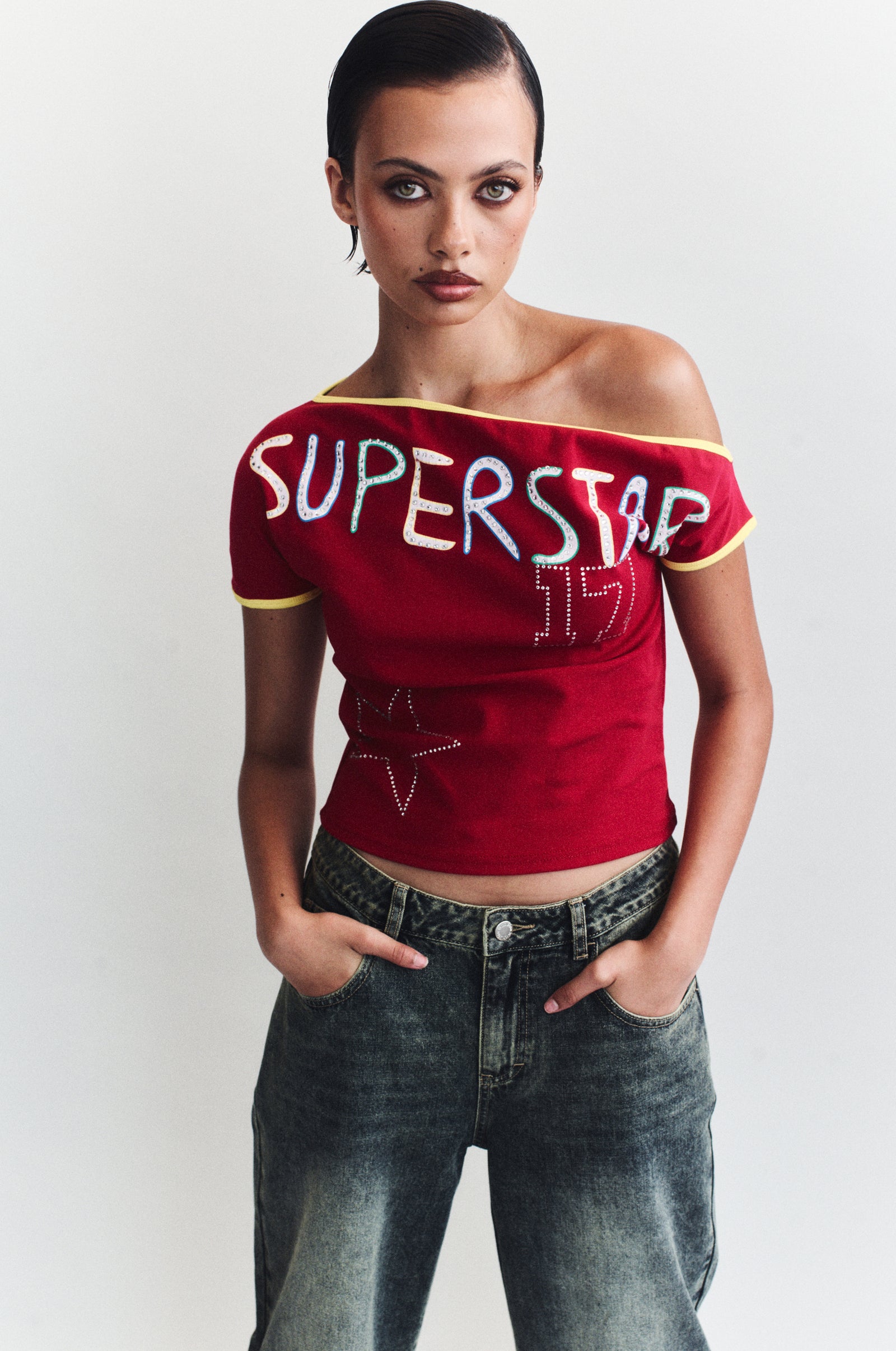 Superstar Seven Tee | Red – With Jéan