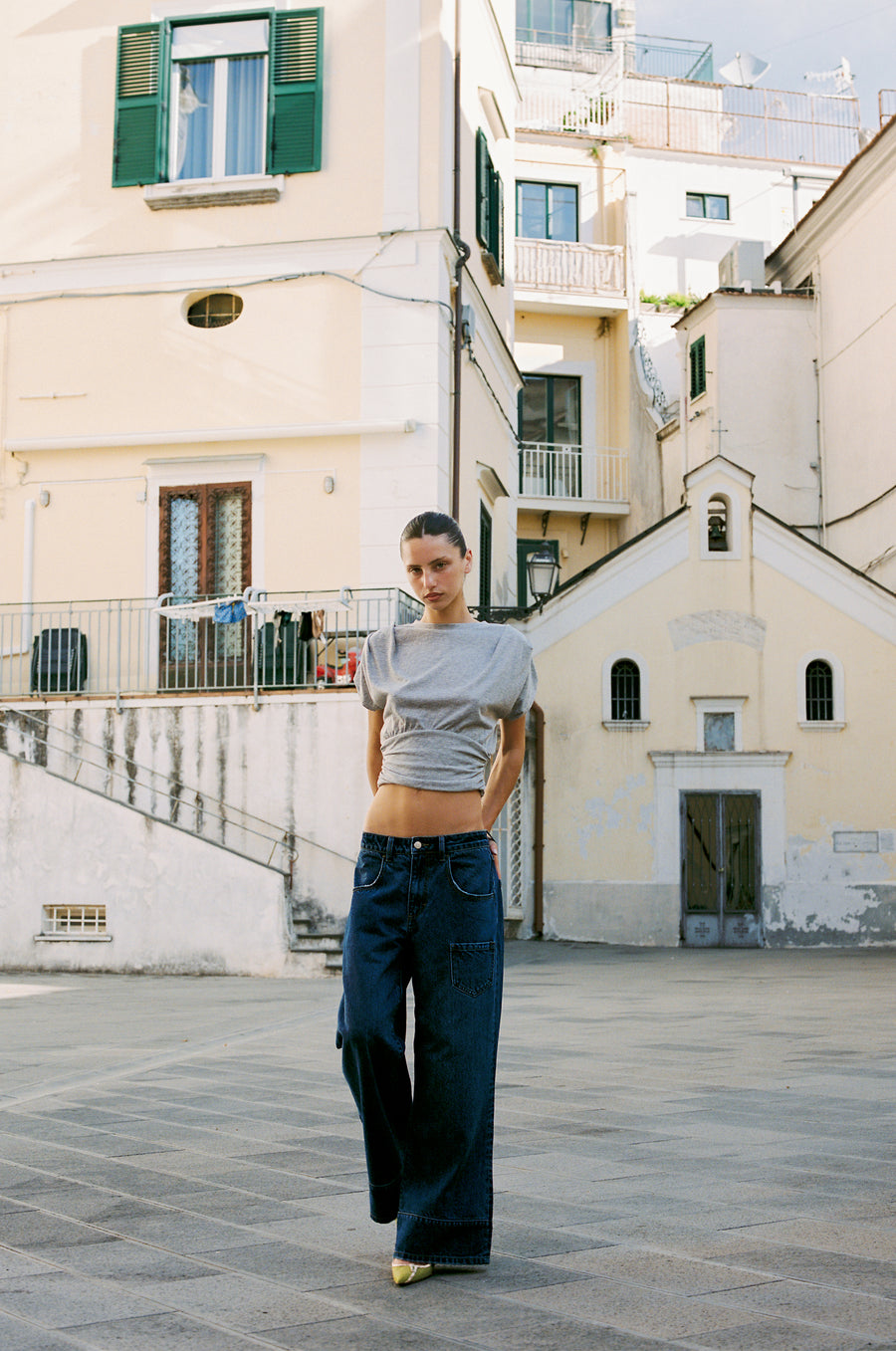 Tammy Tee | Grey – With Jéan